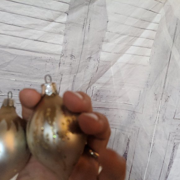 Unbranded | Holiday | Vintage Gold Silver Glitter Teardrop Snowcap ...